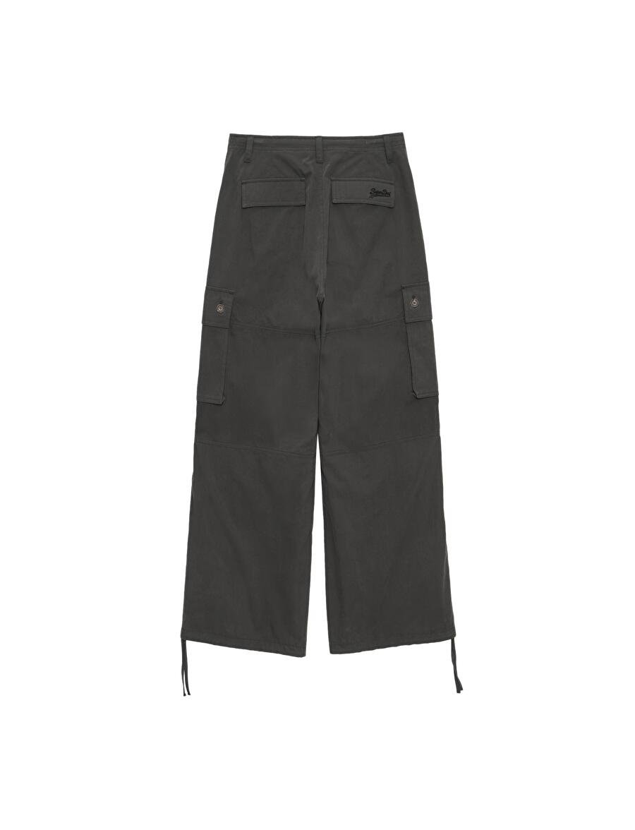 [ILLIT-YUNAH] W CARGO WIDE PANTS CHARCOAL | KRAZZY